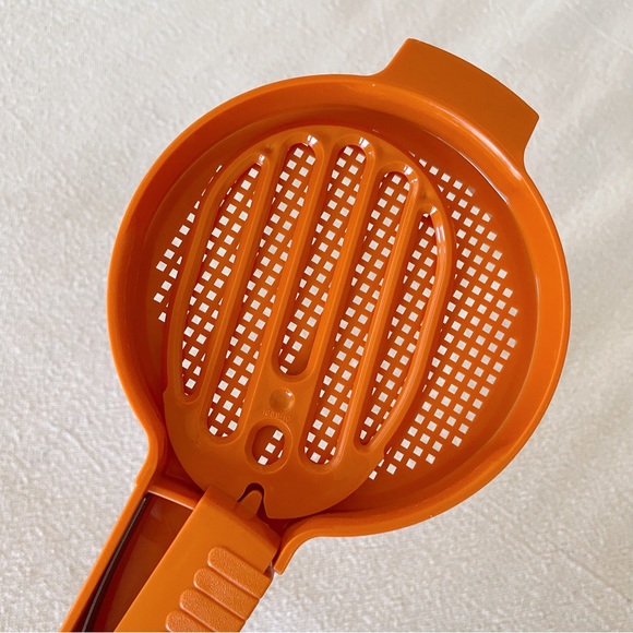 Tupperware | Kitchen | Tupperware Vintage Flour Sifter | Poshmark